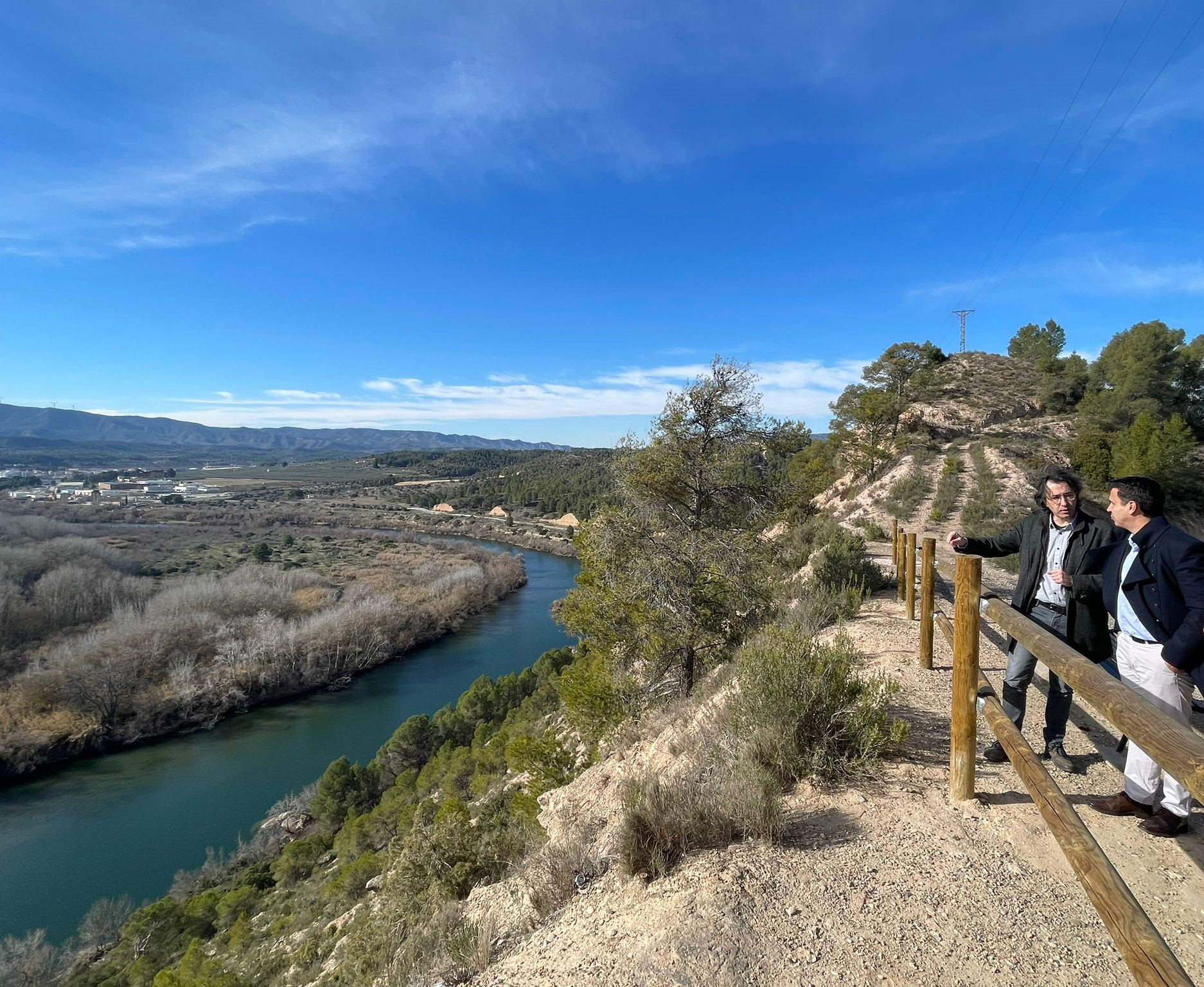 Invertiran 2 M€ per a la restauració ambiental del riu Ebre al meandre ...