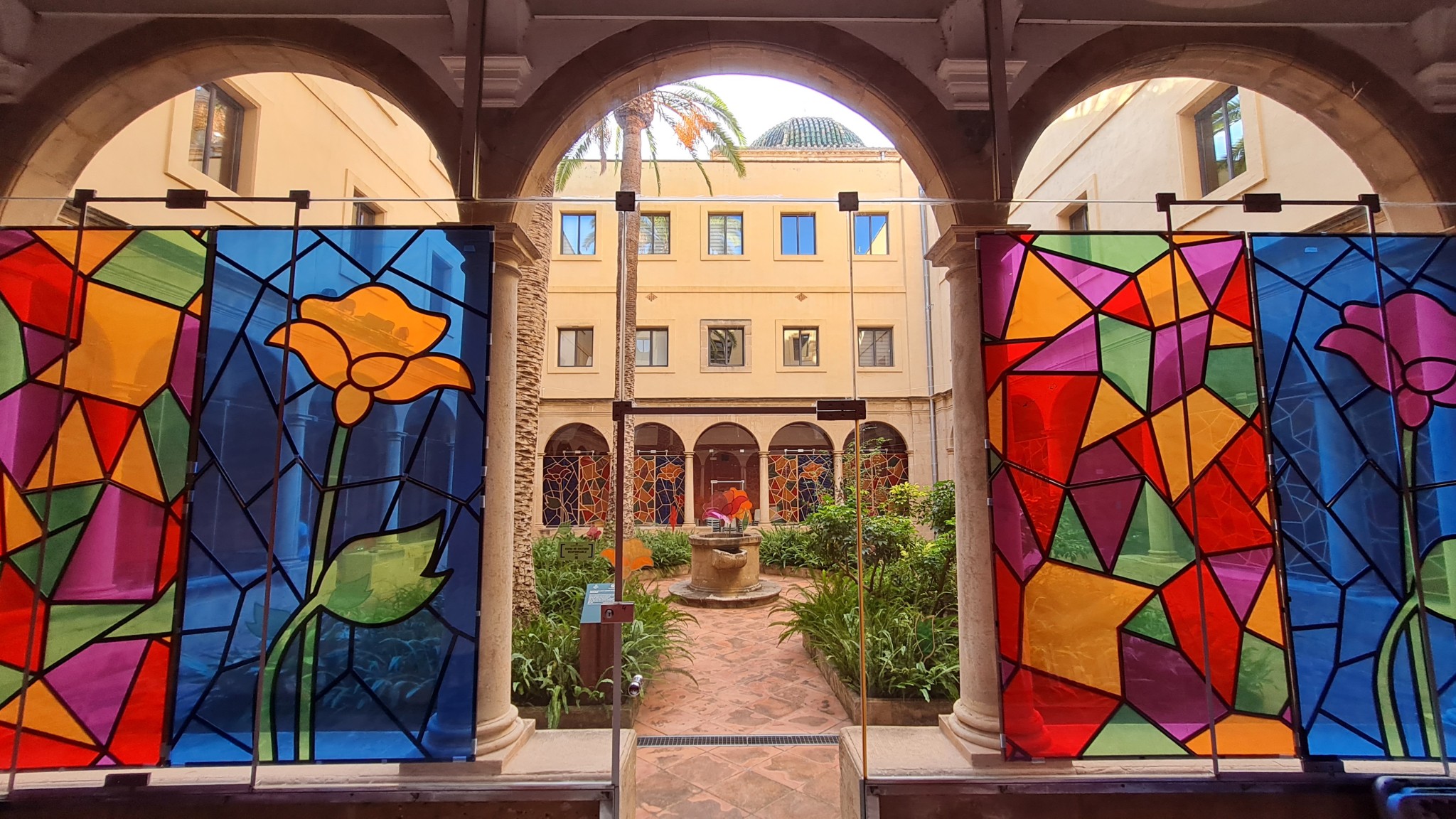 La URV impulsa l'art a través del Festival A Cel Obert de Tortosa ...