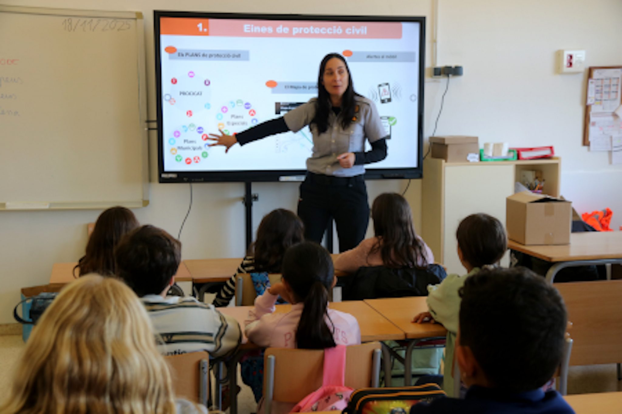 Protecció Civil forma els escolars ebrencs per respondre adequadament ...